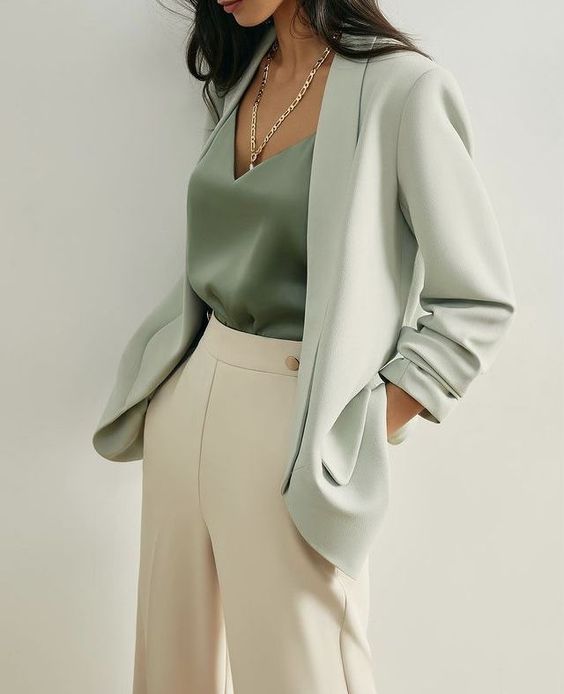Come abbinare il verde, 15 outfit da provare - Carol Pomme